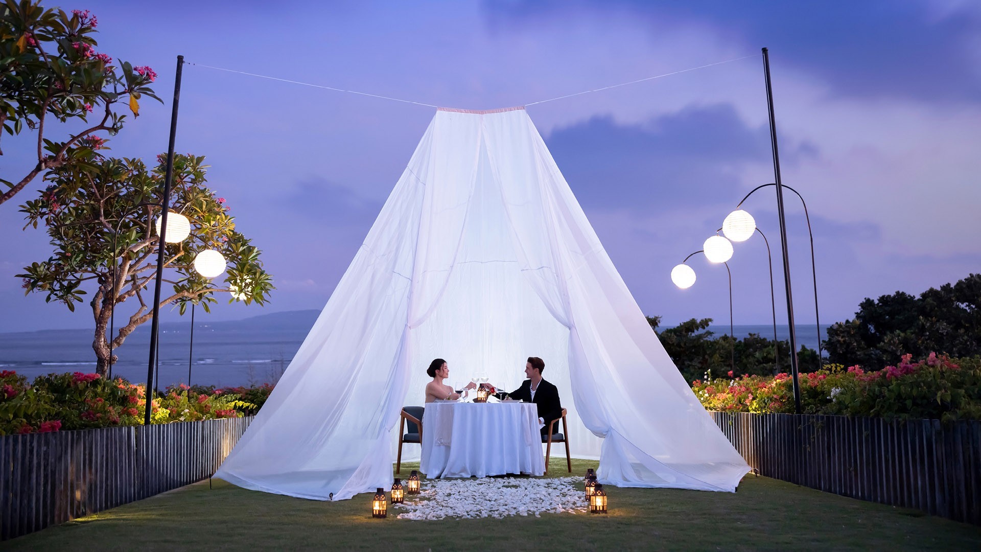 Bali Optional Tour – West Nusa Penida – Triauma Travel